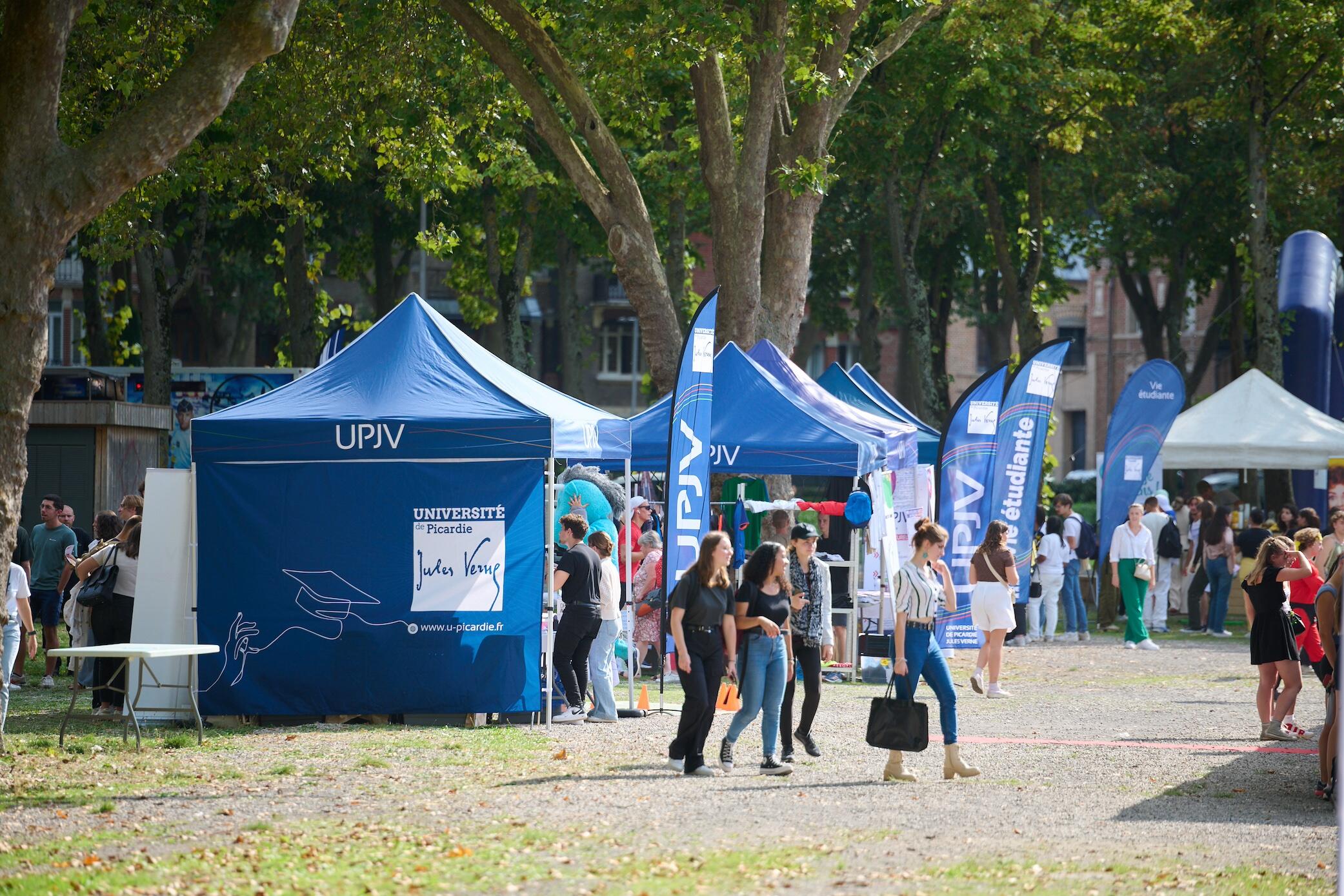 Rentrée 2025 : informations pré-rentrées et rentrées | UPJV